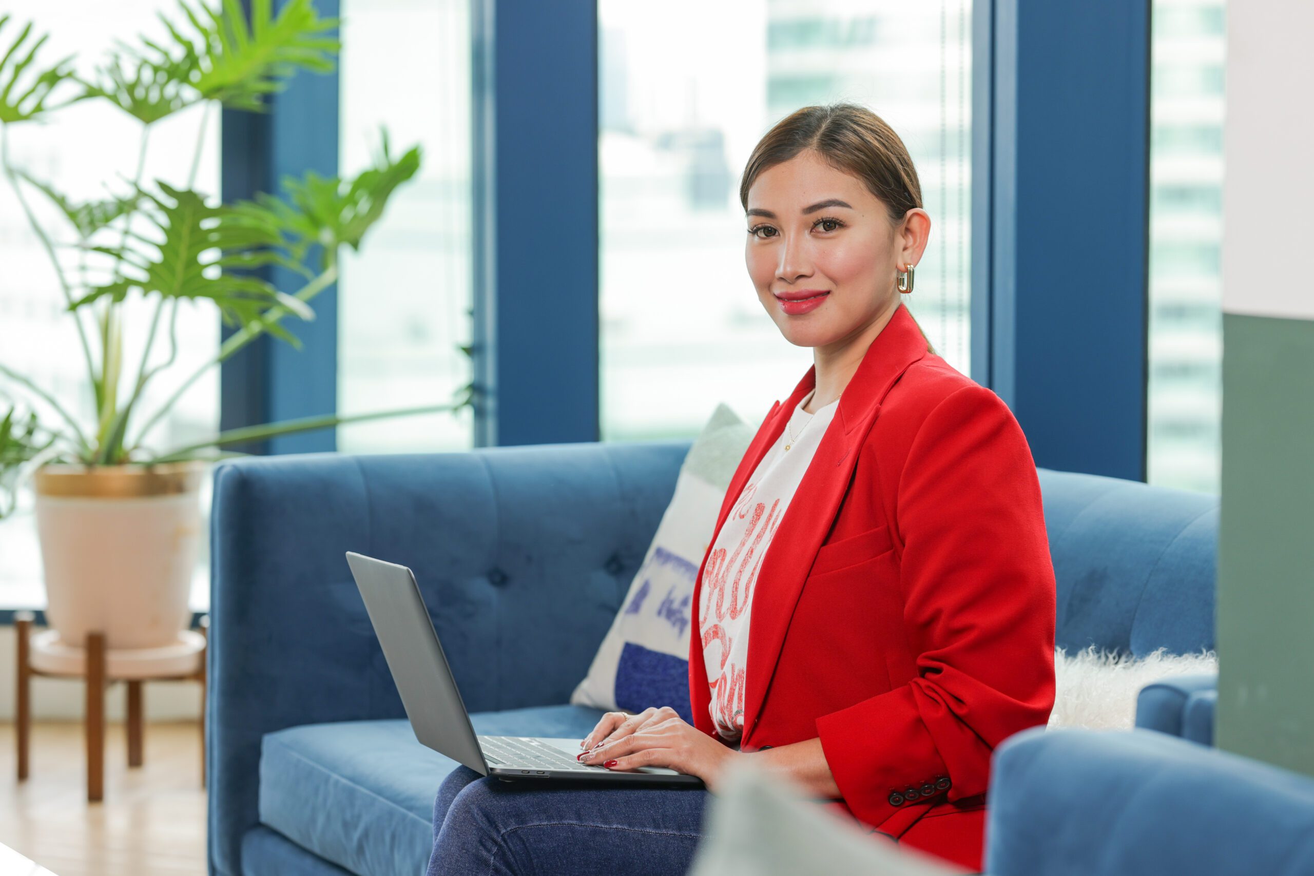 Virtual Legal Assistant for Lawyers and Legal Firms